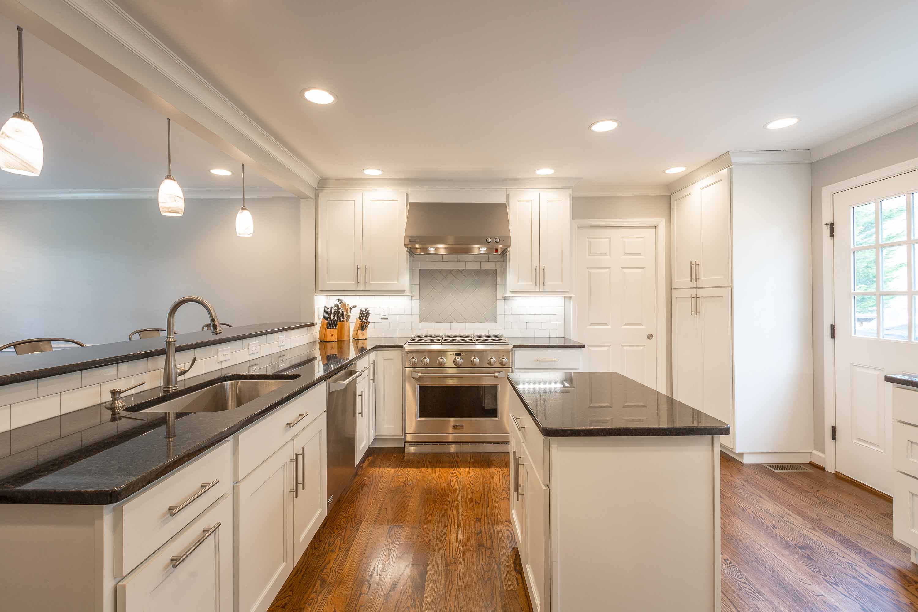 Carriage Hill Kitchen - Vandeusen Design